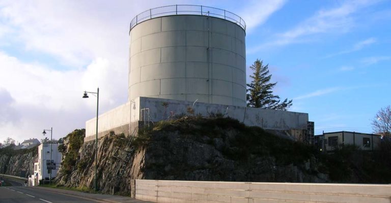 KYLE OIL TANK - Wallace Stone