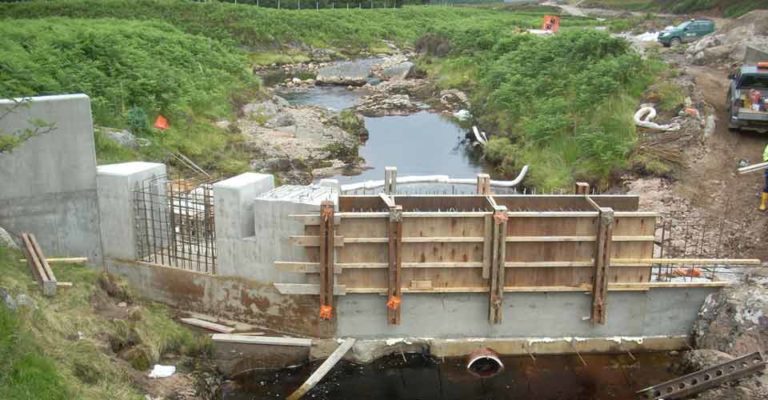 WESTER FEARN HYDRO SCHEME - Wallace Stone